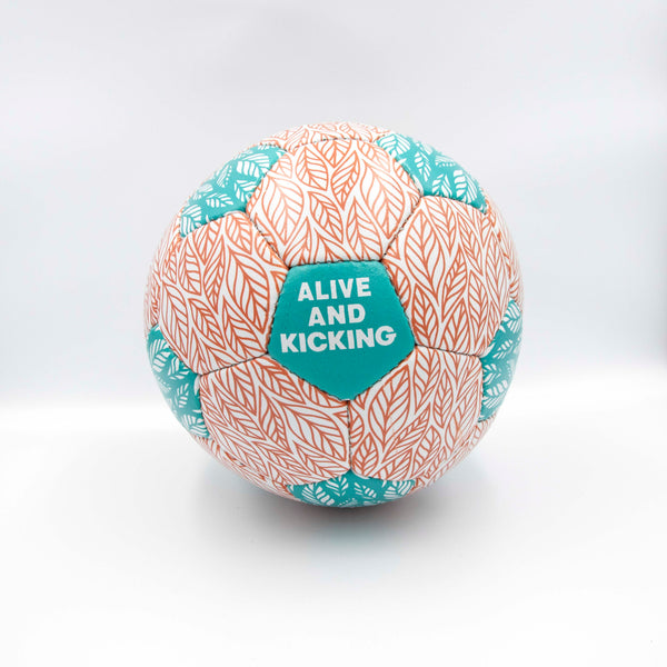 Leaf – Alive and Kicking